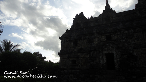 [Trip] Candi Sari – pacarkecilku